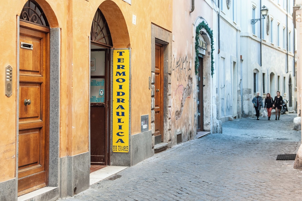 Farnese Jacuzzi Apartment - Rome