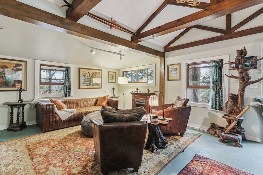 Charming Cabin In Afton Perched High On Bluff, River Views! Swim, Hike, Explore! - Minnesota