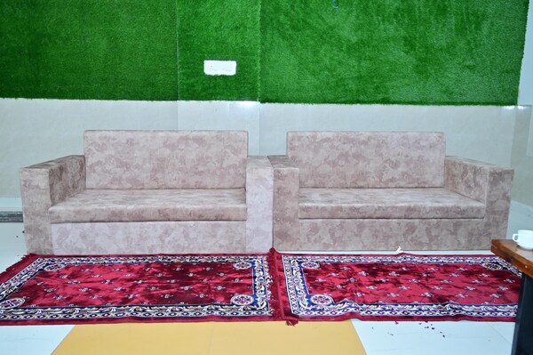 Hotel Red Inn - Jodhpur