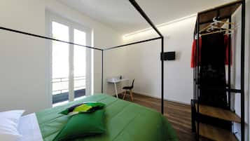 Quarto Triplo Deluxe, varanda, Vista para a cidade | Quartos insonorizados, Wi-fi grátis
