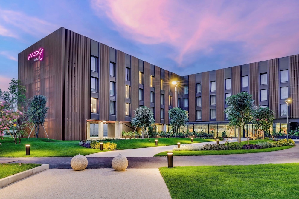 Moxy Pompeii - Torre Annunziata