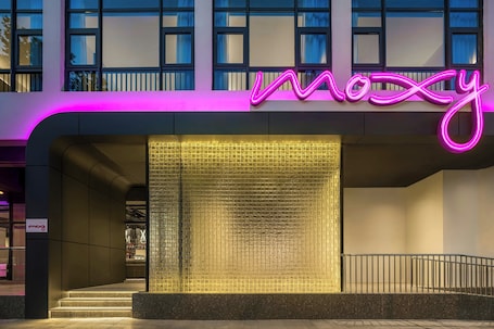 Fachada. Moxy Suzhou City Centre