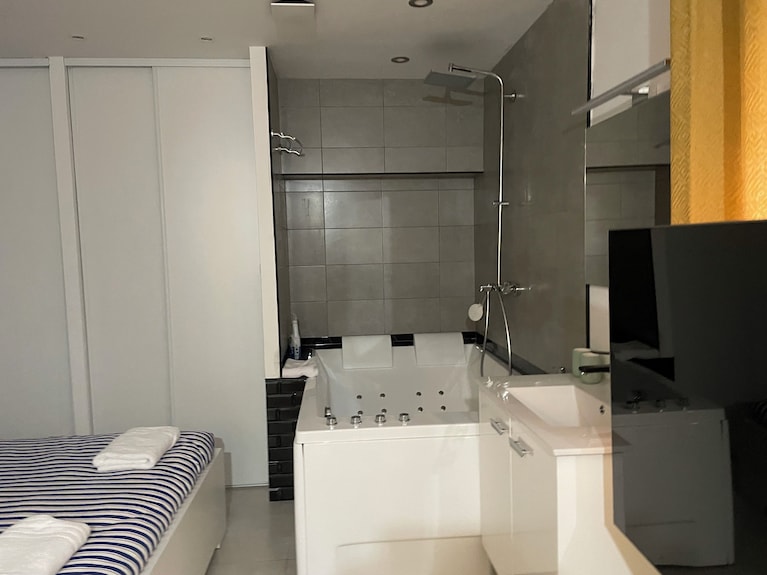 La Romance 19 - Maintenon