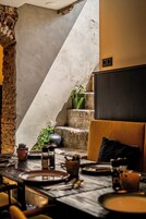 Pequeno-almoço tipo buffet diário incluído 