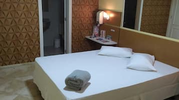 Quarto Duplo ou Twin Económico | 1 quarto, minibar, secretária