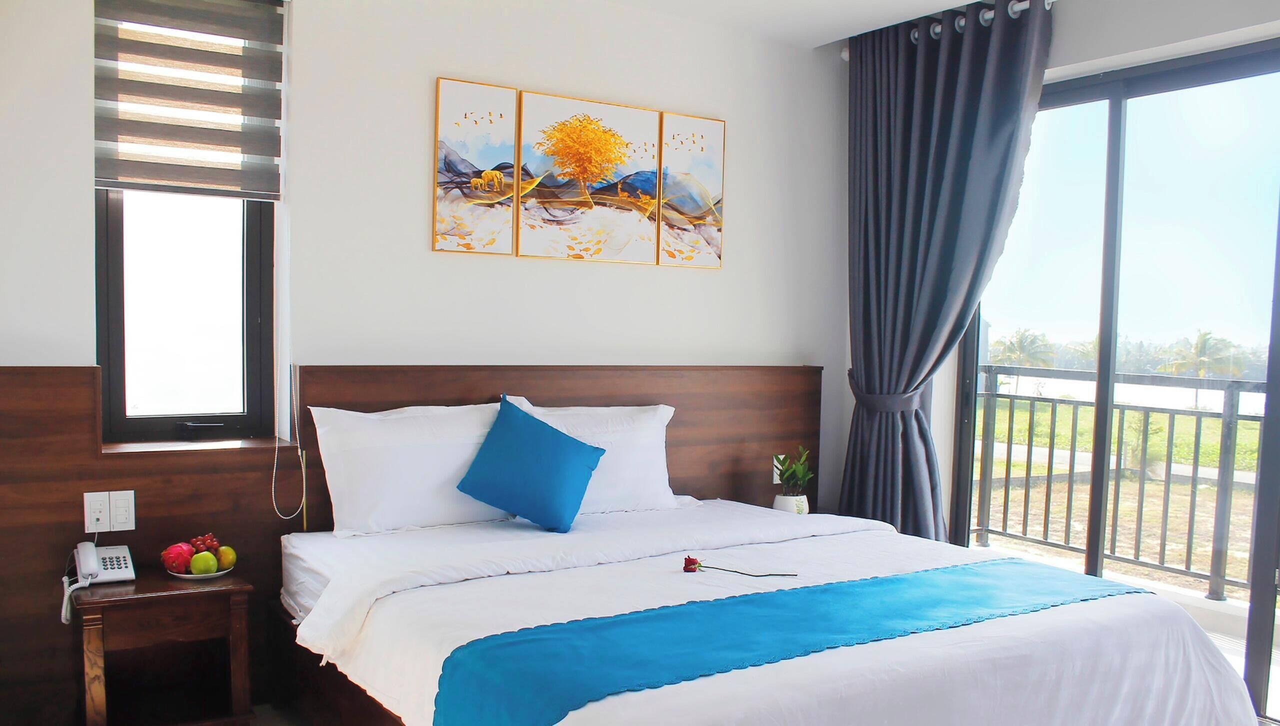 Quarto casal luxo, 1 cama King | Escrivaninha, quartos à prova de som, Wi-Fi de cortesia, roupa de cama