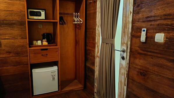 Camas Select Comfort, frigobar, cofres nos quartos