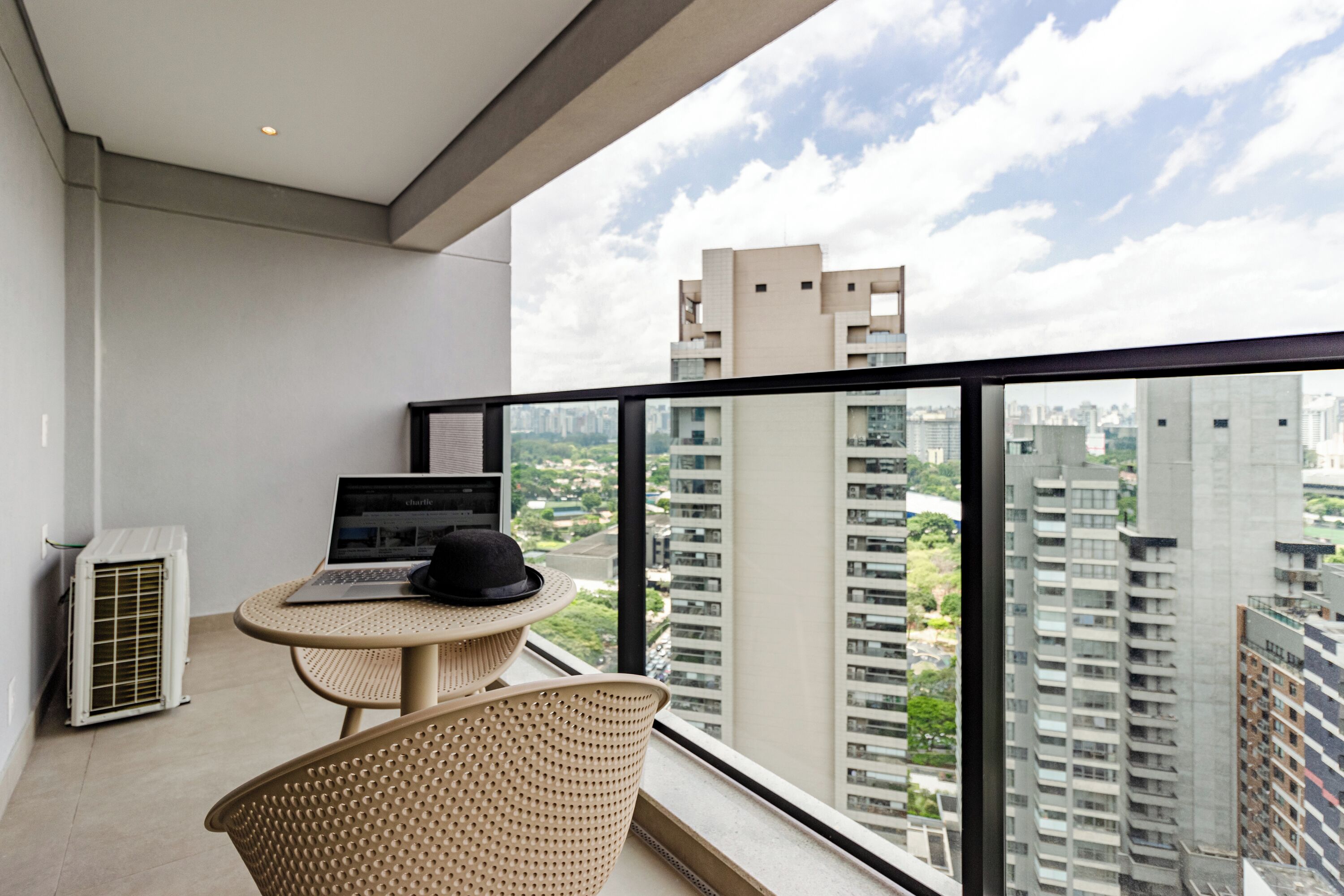 Apto 1 Dorm Casal | Varanda