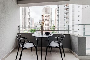 Studio Casal com Varanda | Varanda