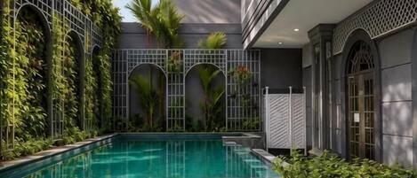 Piscina externa