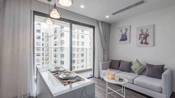 Suite Deluxe, Vista para a cidade | Sala de estar