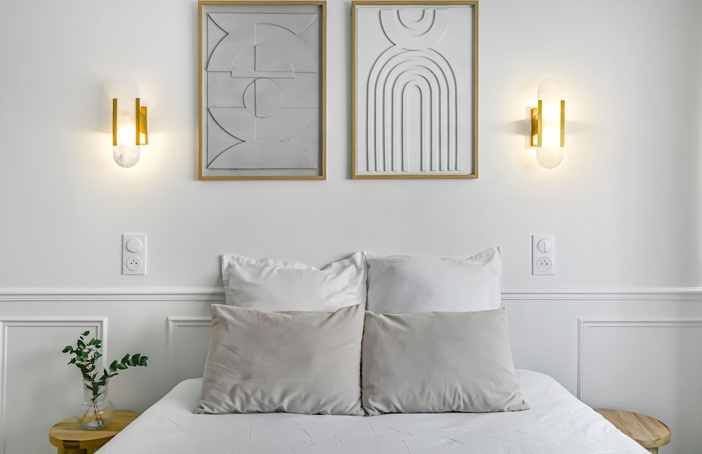 Jiji Suites - Brie-Comte-Robert