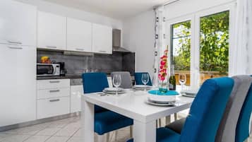 Casa (Three Bedroom Holiday Home with Pool) | Sala de jantar