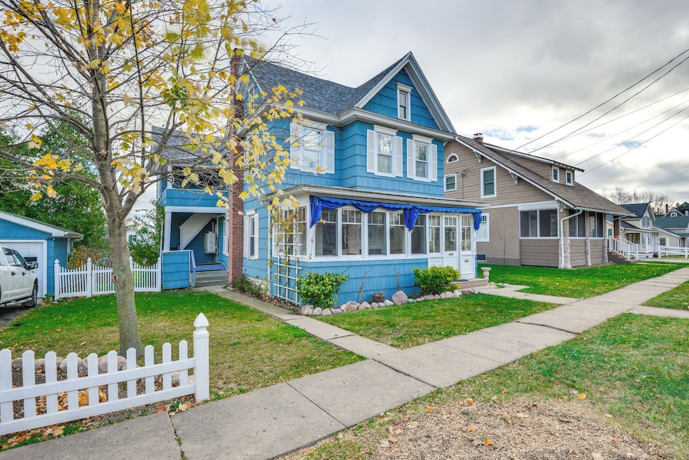 Walk To Downtown - Home W/ Porch In Clayton! - Clayton, NY