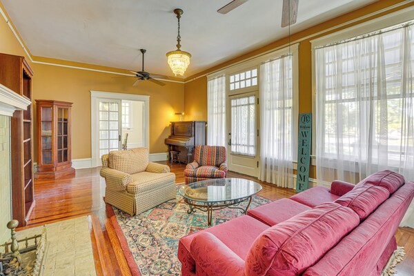 1 Mi To Dtwn Meridian: Historic Home W/ Porch! - Meridian, MS