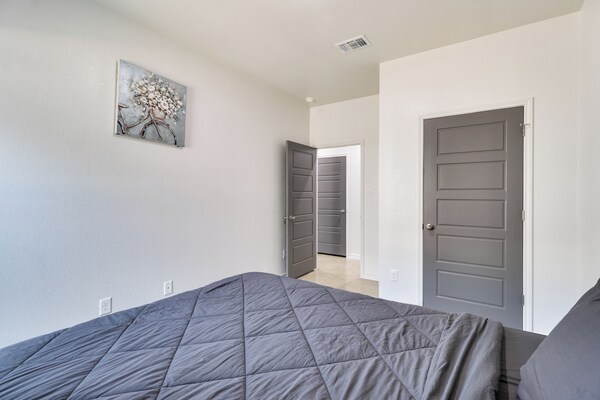 Newly Built Home: Close To Parks & Dining! - Temple, TX