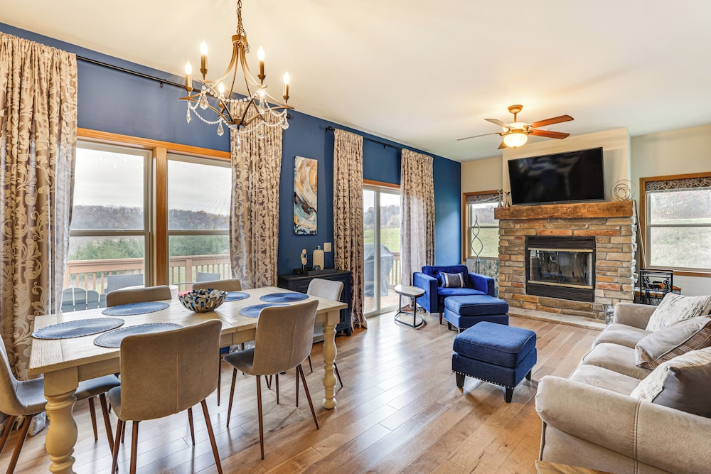 Resort-style Amenities: Home 10 Mi To Galena! - Galena, IL