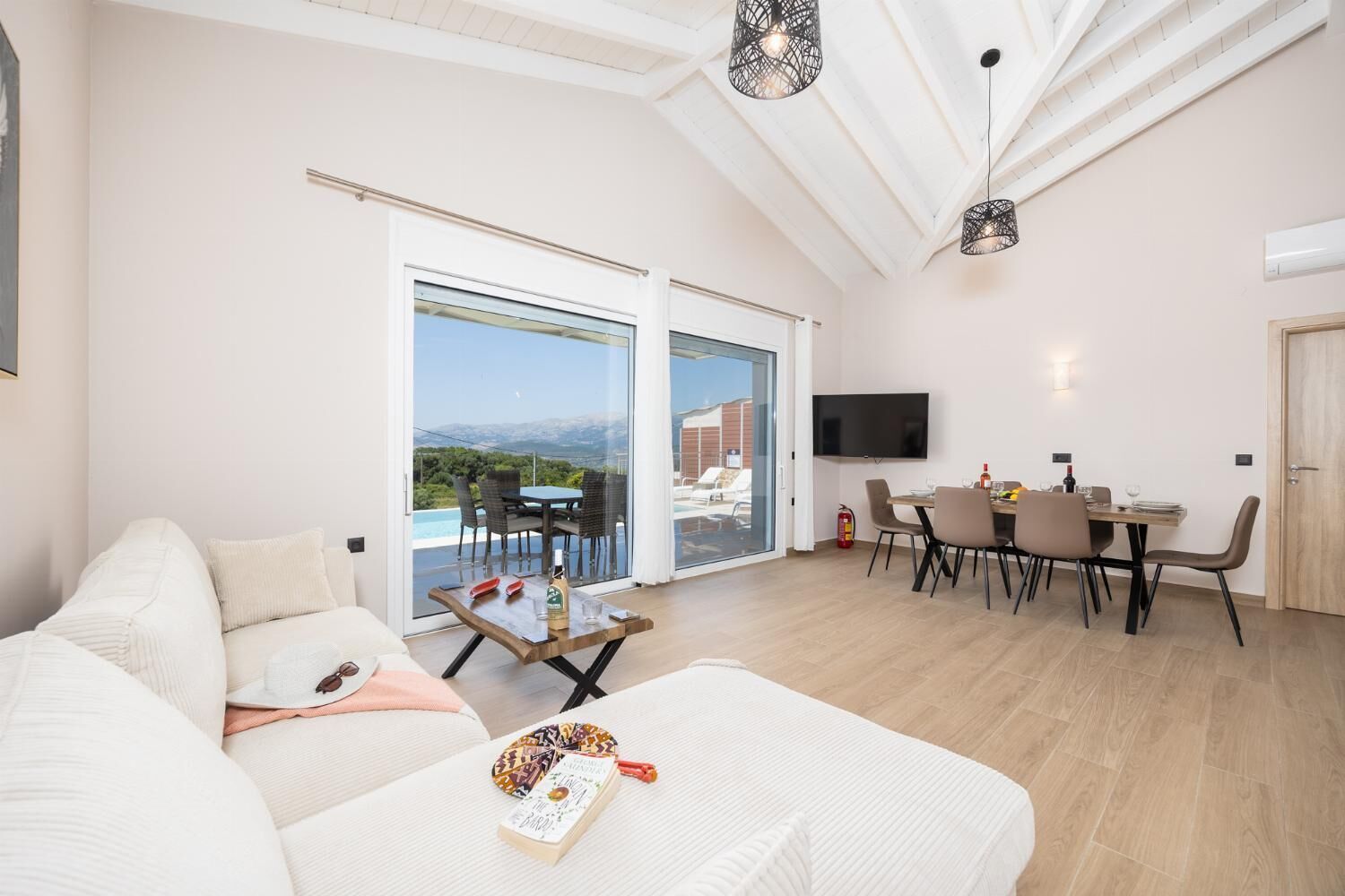 Casa Di Pietra - Two Bedroom Villa, Sleeps 4 - 케팔로니아섬