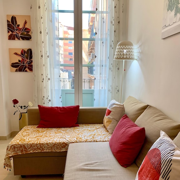 Charming Flat @ Historic Centre &Short Walk To Beach - Costa Blanca