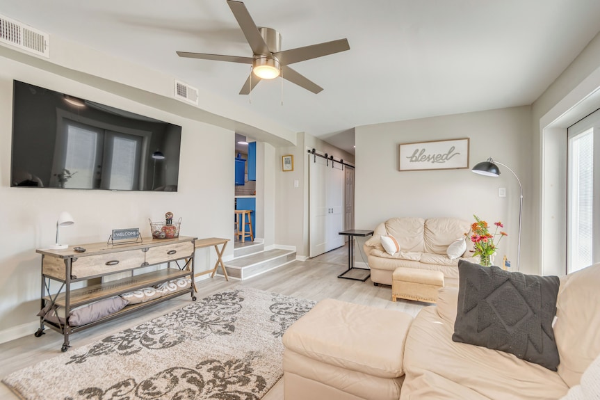 1 Mi To Dtwn: Home W/ Furnished Patio In Pensacola - Pensacola