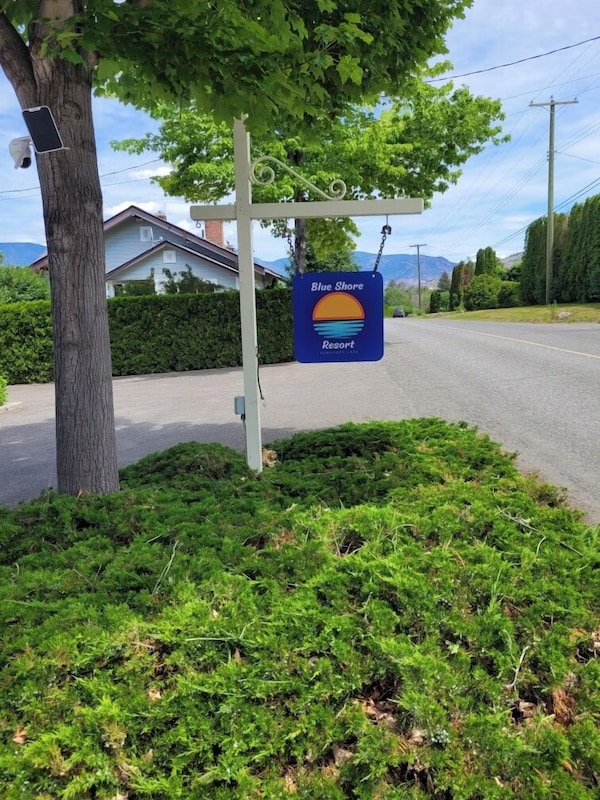 Blue Shore Resort - British Columbia