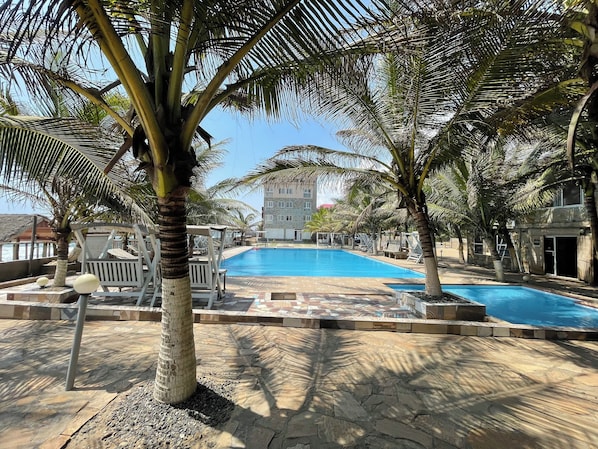 Piscina exterior 