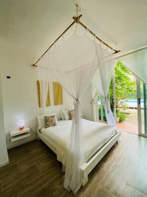 Quarto superluxo, vista para a piscina