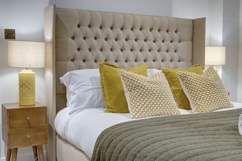 Elmleigh Nook - Central Harrogate Apt with Parking - Harrogate | Vrbo