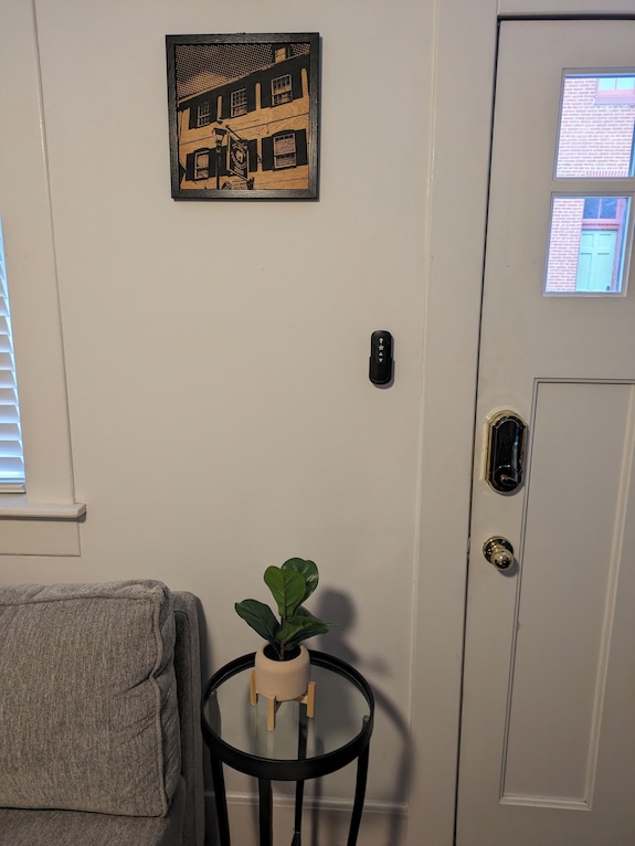 Charming 2-bedroom Townhome With Wifi, Ac In Awesome Fells Point Baltimore - Baltimore, MD