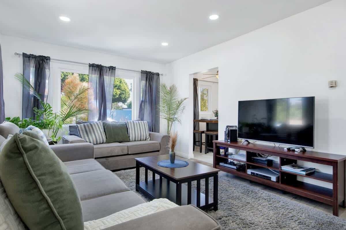 Luxurious Oasis Marina Adjacent 2bed 1bath - Santa Mónica, CA