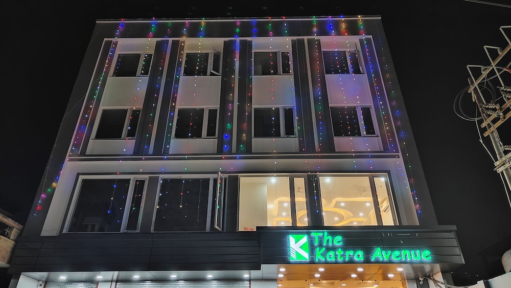 Hotel The Katra Avenue - Katra