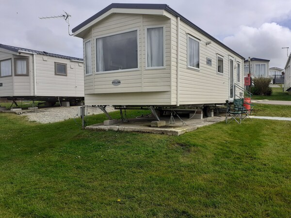 Perranporthcaravan/2bedroom/tv/gasfire - Perranporth
