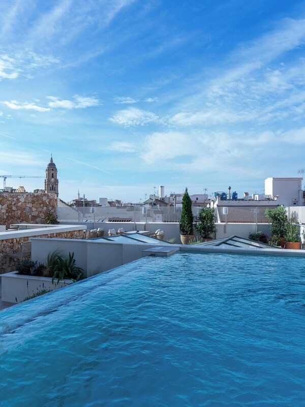 Hotel Well And Come Malaga - Málaga