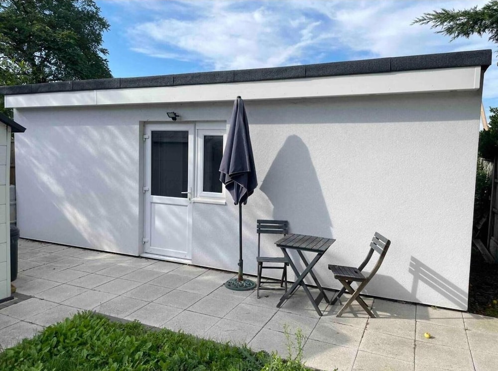 Cozy Studio In Dagenham, London - Ilford