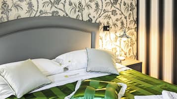 Quarto casal standard | 1 quarto, cofres nos quartos, escrivaninha