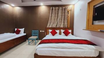 Quarto casal luxo | Quartos à prova de som, Wi-Fi de cortesia, roupa de cama