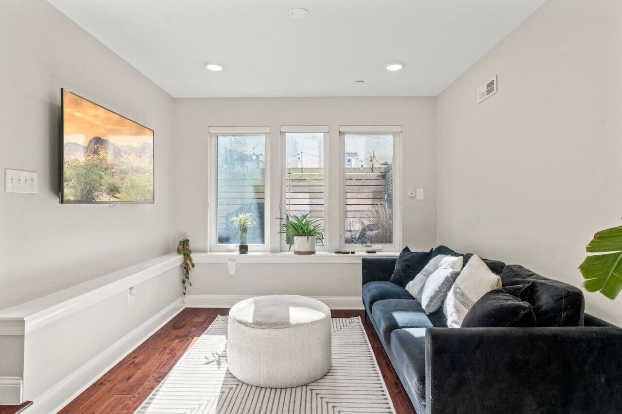 South Philly |Pvt Patio| Workspace |Walk Downtown - Camden, NJ