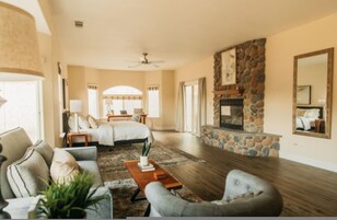 Casa | 3 quartos, escrivaninha