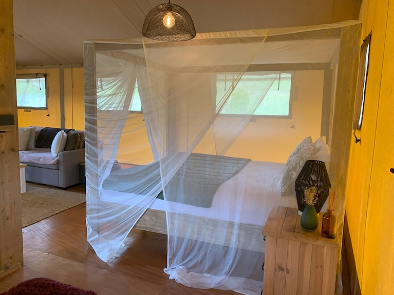Bethells Beach Glamping Retreat\nperfect For Couples Or A Family Escape! - Auckland