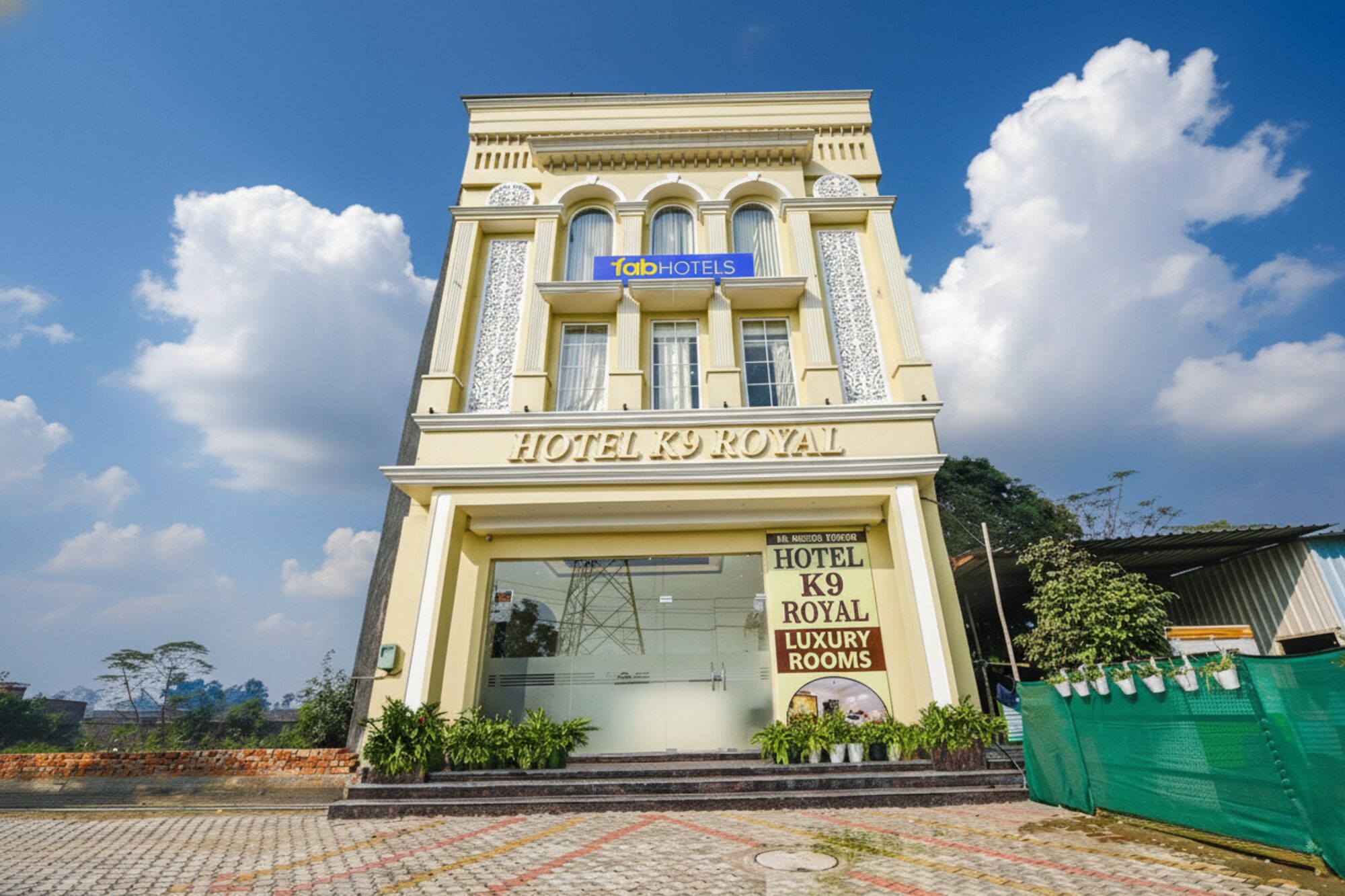 Entrada do alojamento