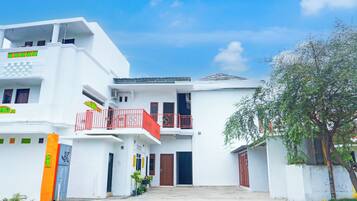 Fachada da propriedade