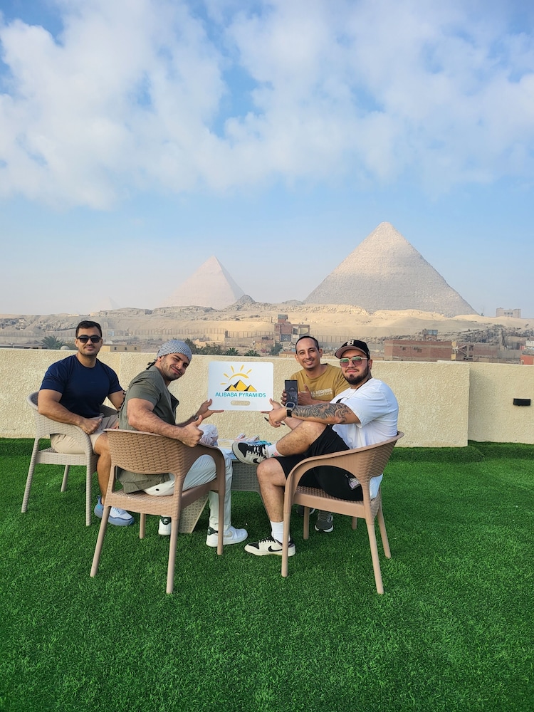 Alibaba Pyramids - Égypte