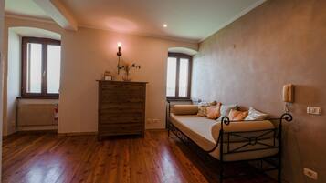 Apartamento (Three Bedroom Apartment with Sea View) | 3 quartos, Wi-fi grátis