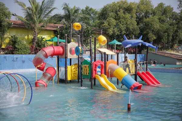 Vits Roccia Hill Resort And Adventure Park ,Navapur - Nandurbar