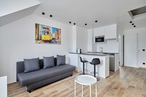 Estúdio, Vista para a cidade | Sala de estar