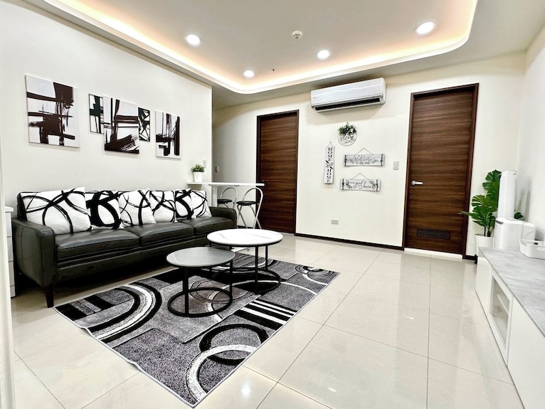 Tamsui Ocean Homestay Tamsui Dist. New Taipei. 2bedroom 2beds Condo In Welcome . - Taiwan