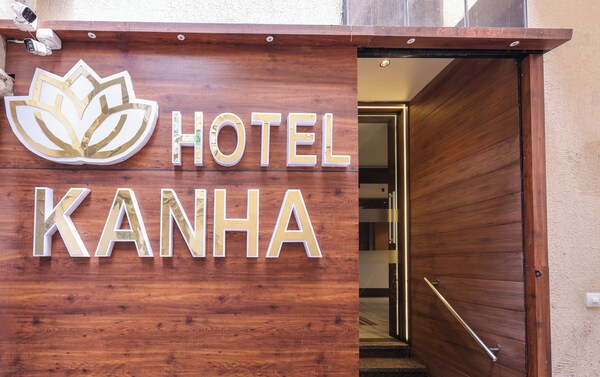 Kanha Hotel - Nathdwara