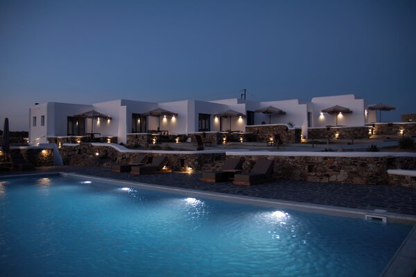 Thronos Suites - Mykonos Region