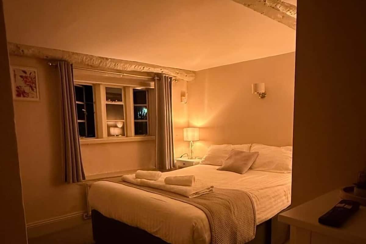 Quarto Duplo | Secretária