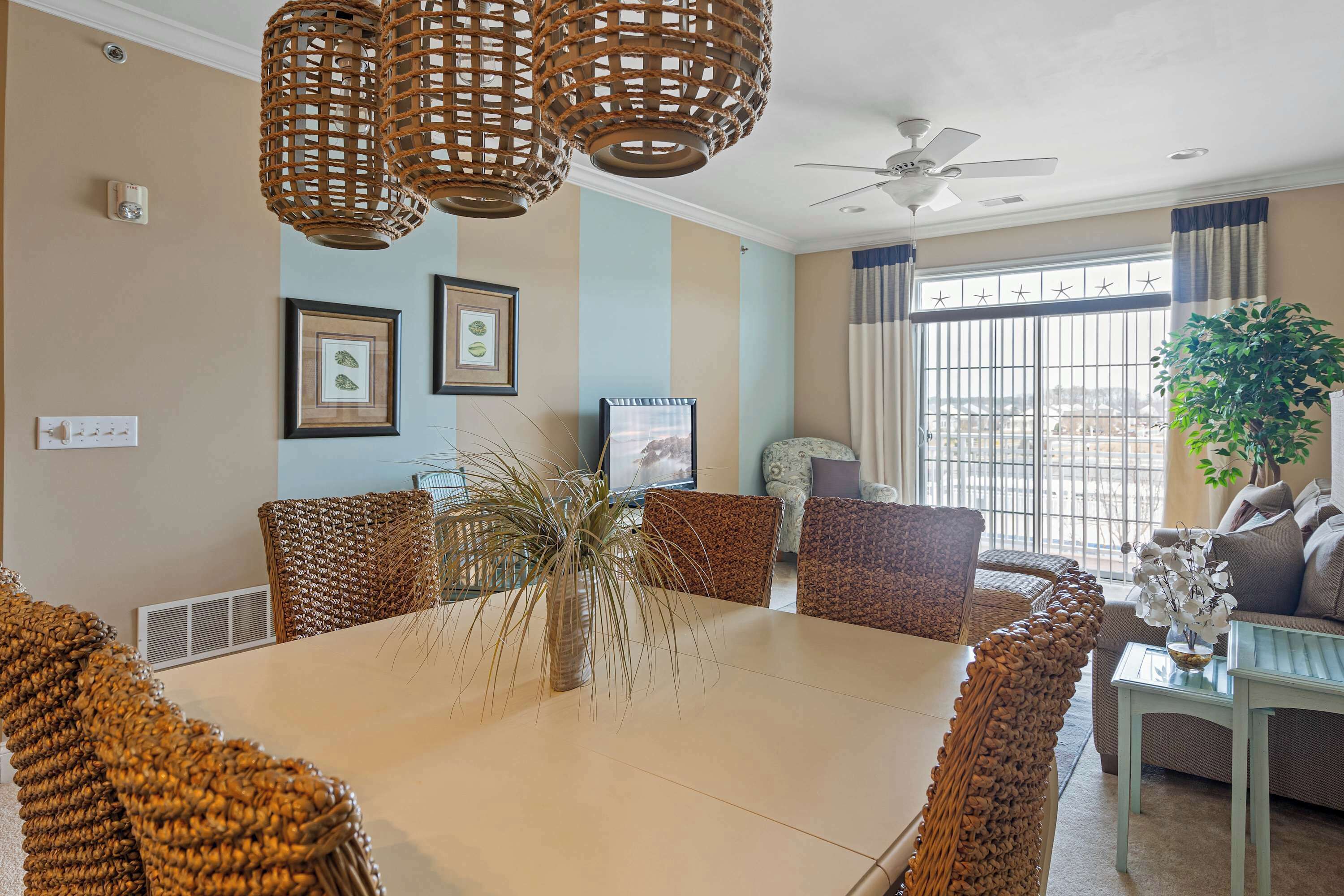 Grande At Canal Retreat  Great Area In Rehoboth! - Rehoboth Beach, DE